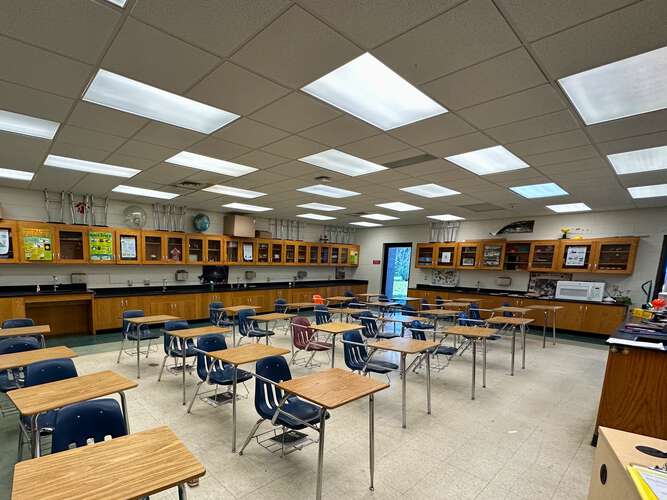 Rent Classroom Standard in Panama City