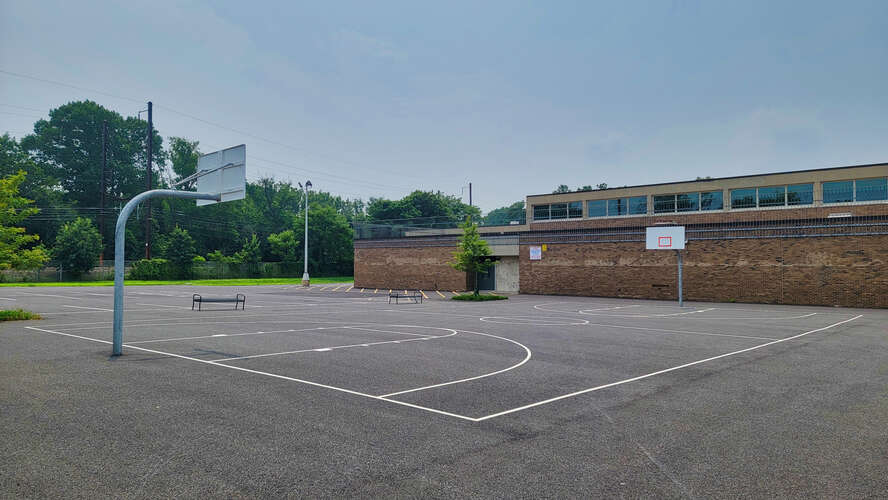 Rent Outdoor Basketball Courts in Philadelphia