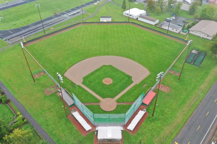 Rent EHS OZ Field in Enumclaw