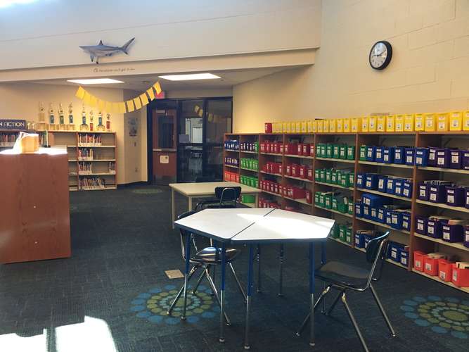 Rent a Library (Small) in Independence MO 64057