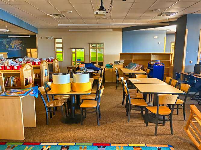 Rent a Library (Small) in Kissimmee FL 34758