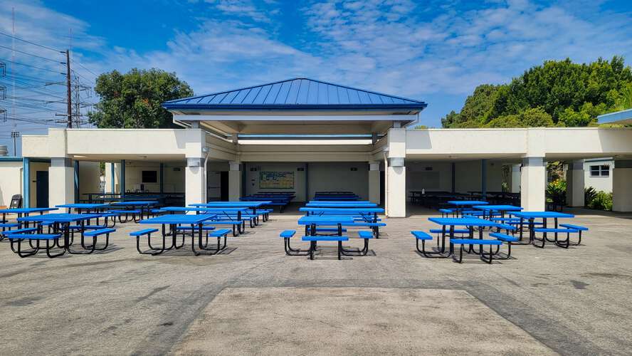 Rent Lunch Benches in Torrance
