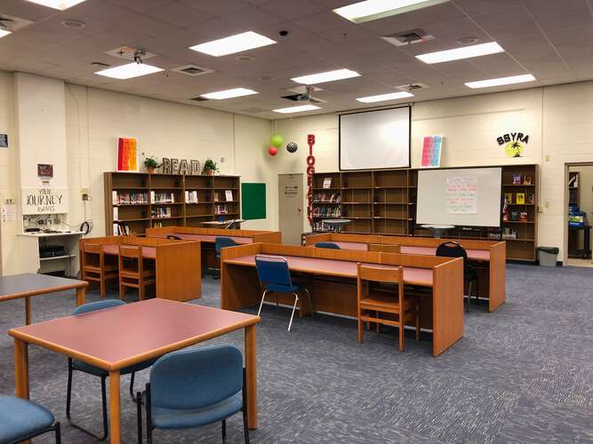 Rent a Library (Medium) in Deltona FL 32725