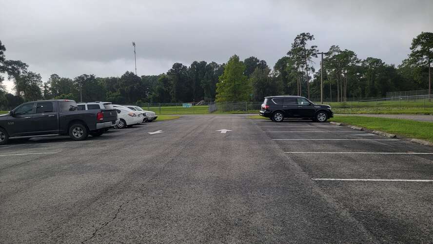 Rent Parking Lot - Front in Hawthorne