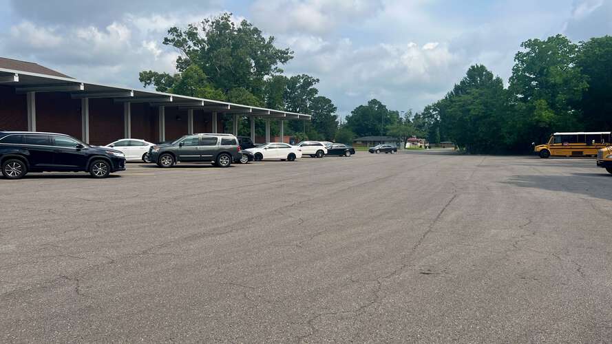 Rent Parking Lot - Staff in Baton Rouge