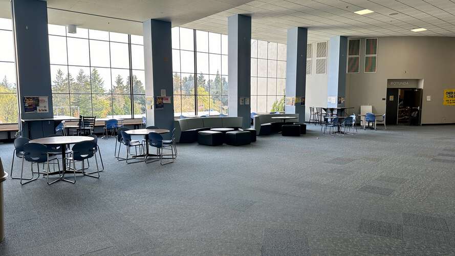 Rent Commons in Lake Oswego