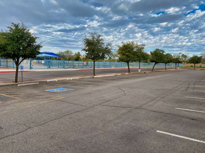 Rent Parking Lot in Mesa
