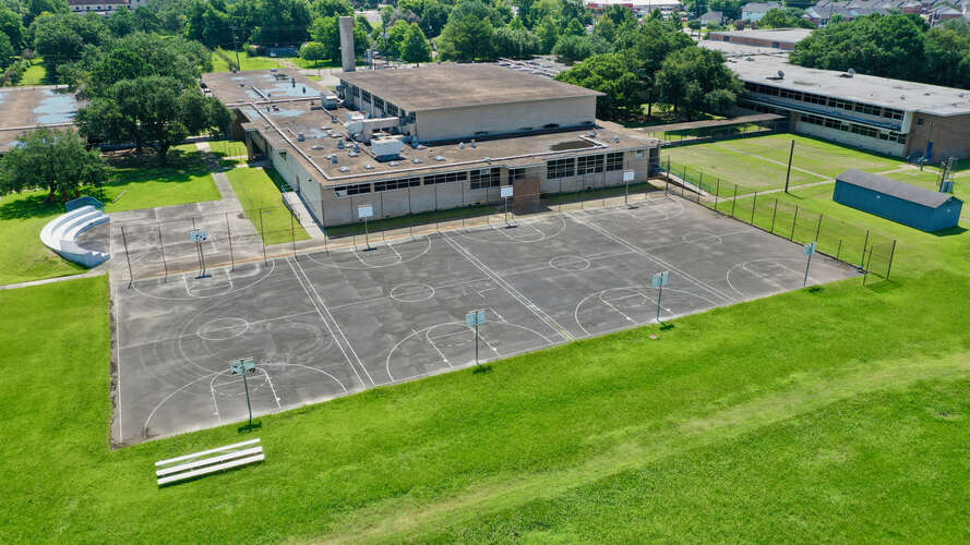 Rent Outdoor Basketball Courts in Houston