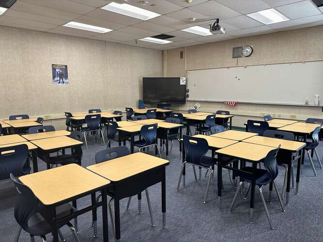 Rent Classroom Standard in Fresno