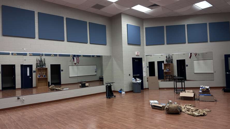 Rent Dance Room in Clute