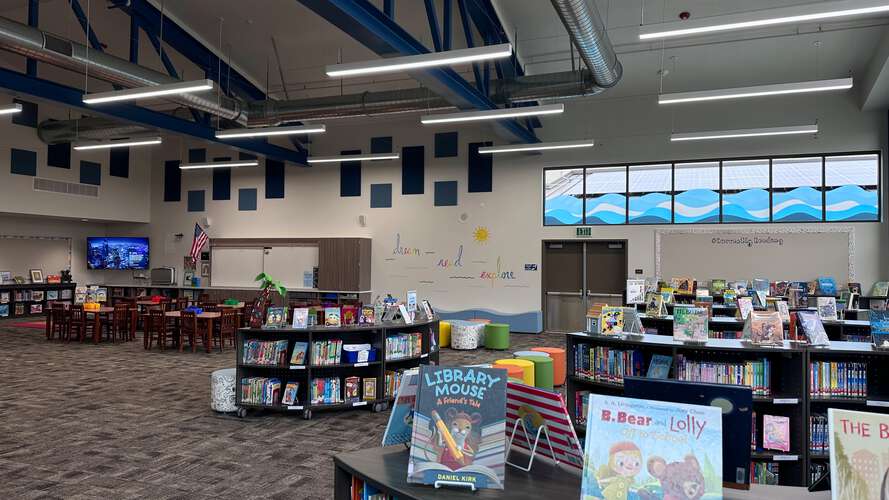 Rent a Library (Small) in Solana Beach CA 92075