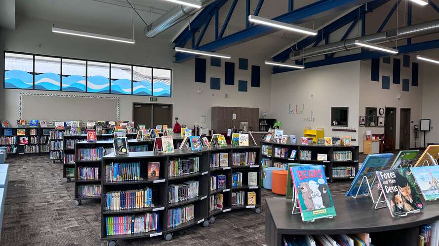 Rent a Library (Small) in Solana Beach CA 92075