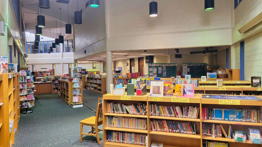 Rent a Library (Small) in Philadelphia PA 19131