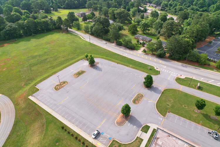 Rent Parking Lot in Jonesboro