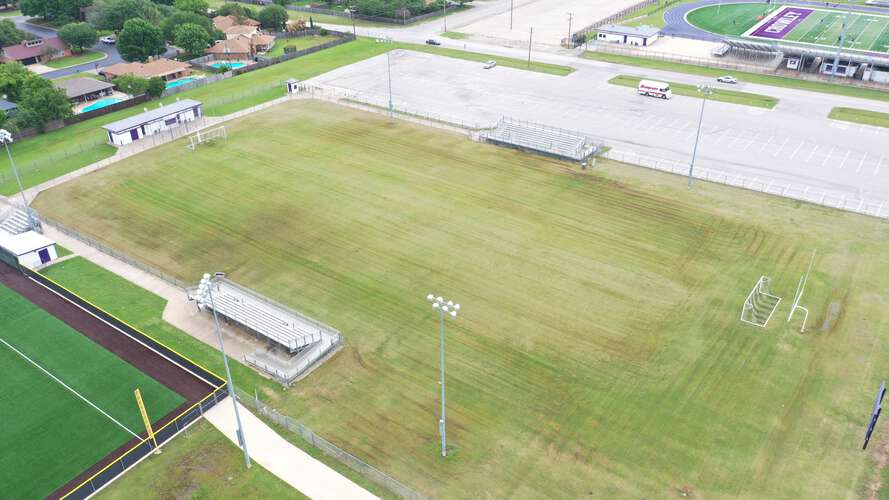 Rent Field - Practice 1 in Crowley