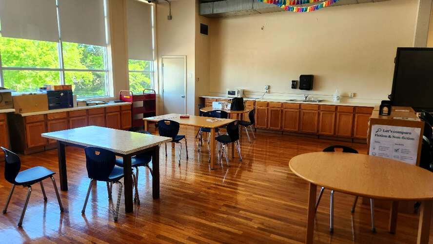 Rent Library in Knoxville