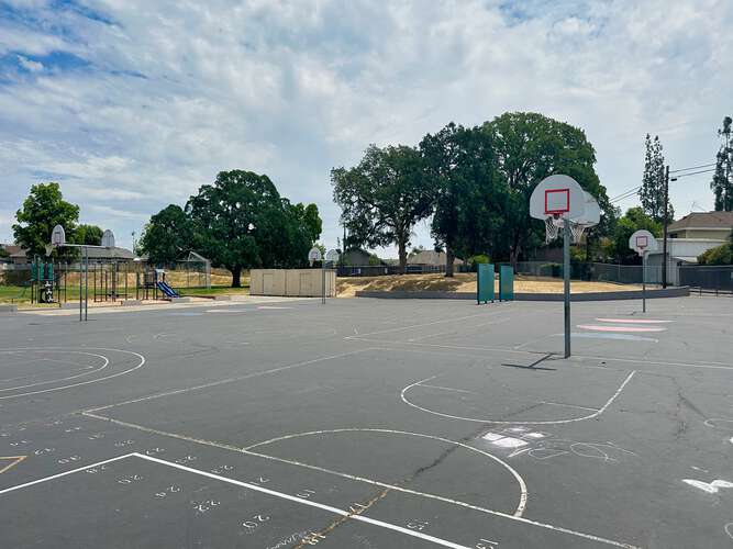 Rent a Basketball Courts (Outdoor) in Roseville CA 95678