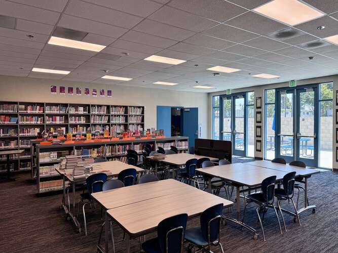 Rent Library in Paramount