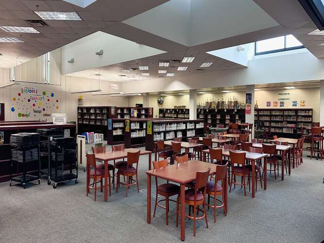 Rent a Library (Small) in Lake Spivey GA 30236