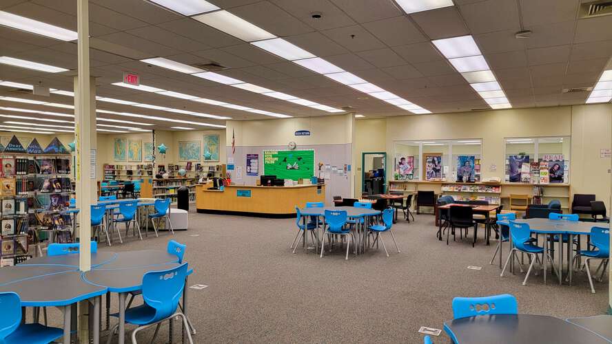 Rent a Library (Medium) in Pembroke Pines FL 33331