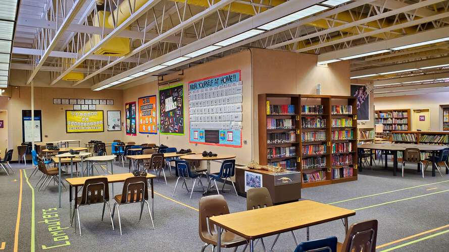 Rent a Library (Small) in Ramona CA 92065