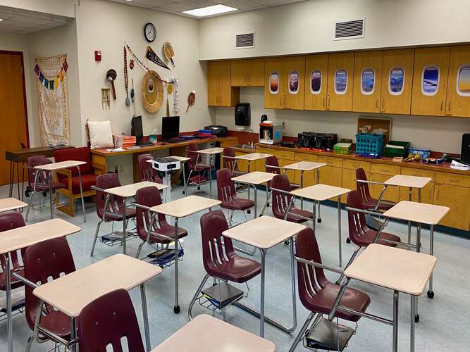 Rent a Classroom (Medium) in DeLand FL 32720