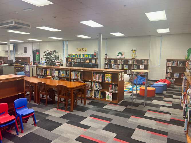Rent Library in Forest Park