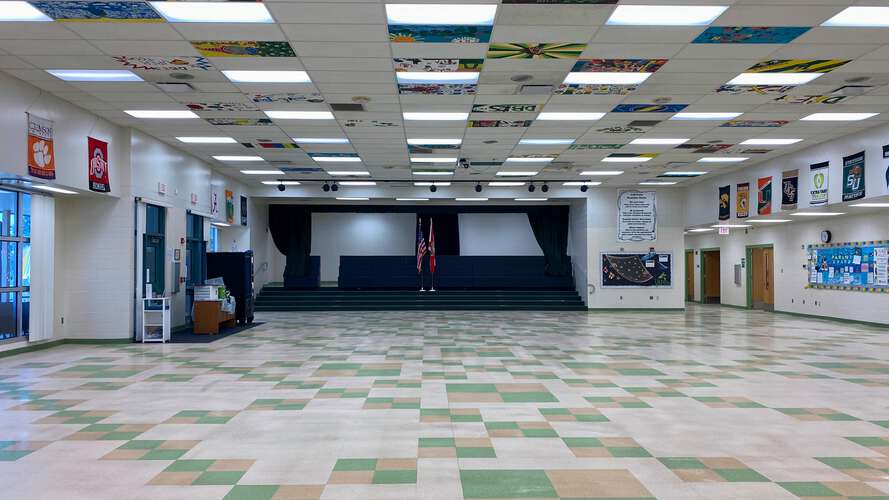 Rent a Cafeteria (Small) in Wesley Chapel FL 33543