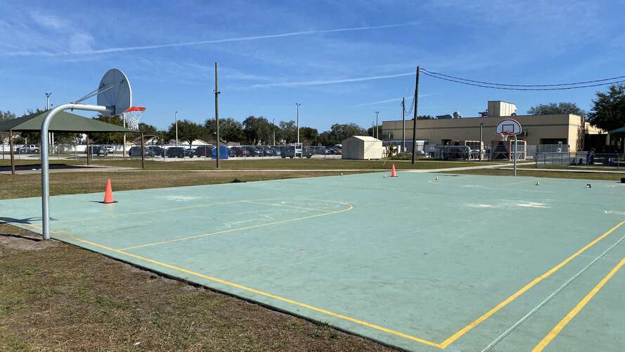 Rent Outdoor Basketball Courts in Riverview