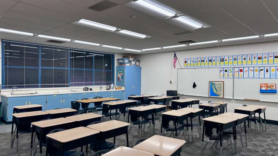 Rent Classroom Standard in Sacramento