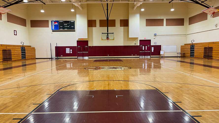 Rent a Gym (Medium) in Tampa FL 33610