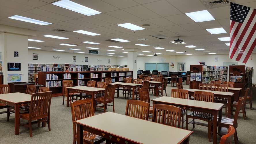 Rent a Library (Medium) in Pembroke Pines FL 33024