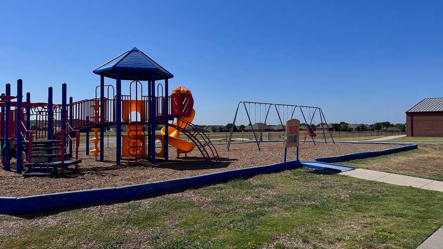 Rent a Parking Lot in Rhome TX 76078