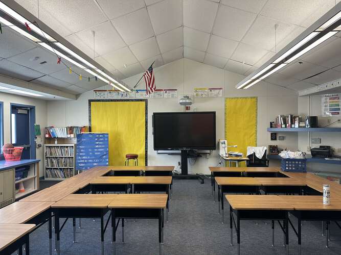 Rent Classroom Standard in Fresno