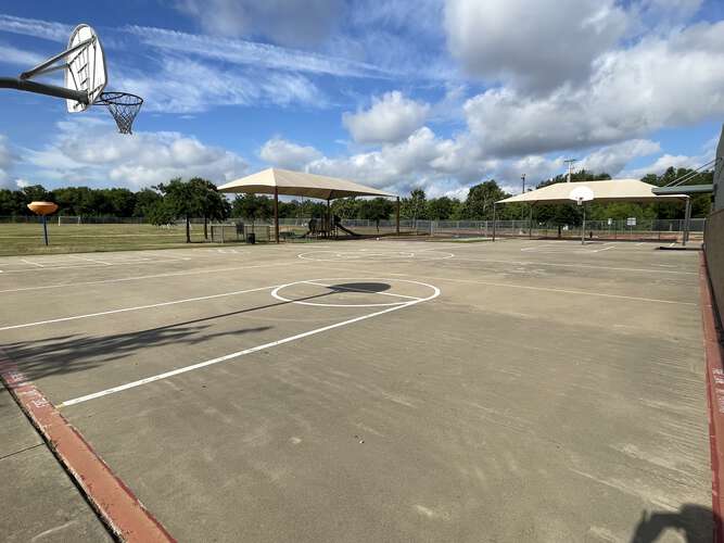Rent Outdoor Basketball Courts in Round Rock