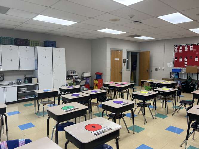 Rent Classroom Standard in Columbia