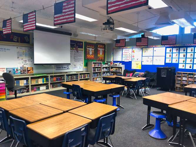 Rent Room 18 - Classroom in Alamo