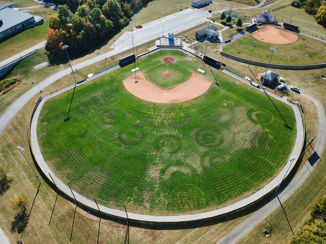Rent Field - Baseball in Shelbyville