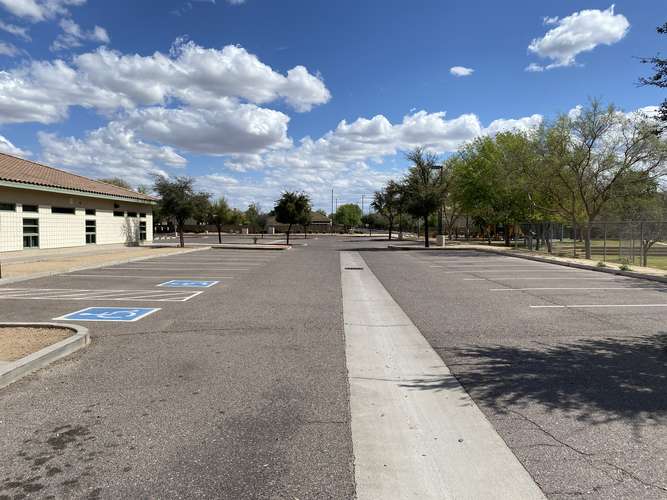 Rent Parking Lot in Gilbert