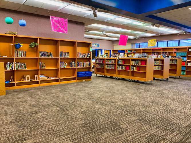 Rent a Library (Small) in Kissimmee FL 34744