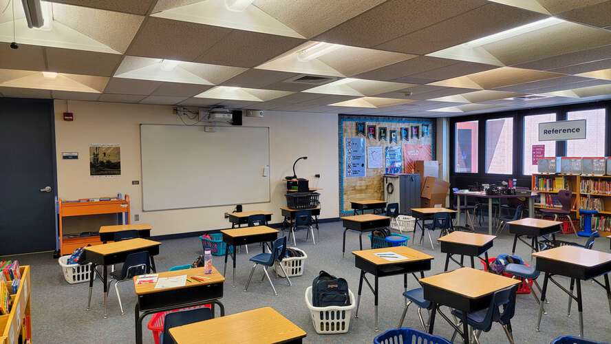 Rent a Library (Small) in Thornton CO 80241