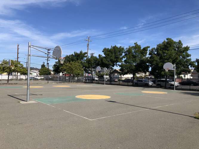 Rent Outdoor Basketball Courts in Richmond