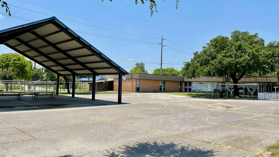 Rent Outdoor Basketball Courts in Houston