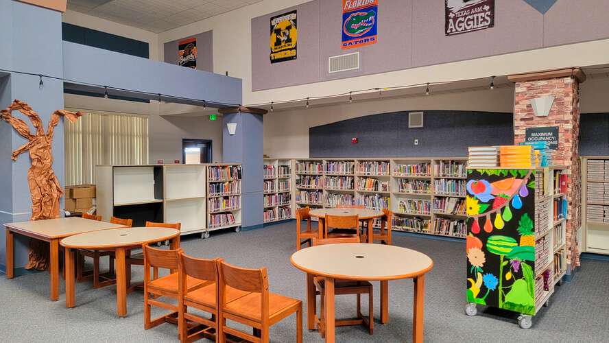 Rent a Library (Medium) in Murrieta CA 92563