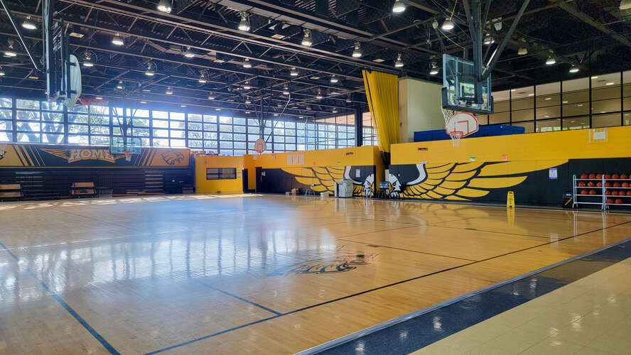 Rent a Gym (Large) in Chicago IL 60615