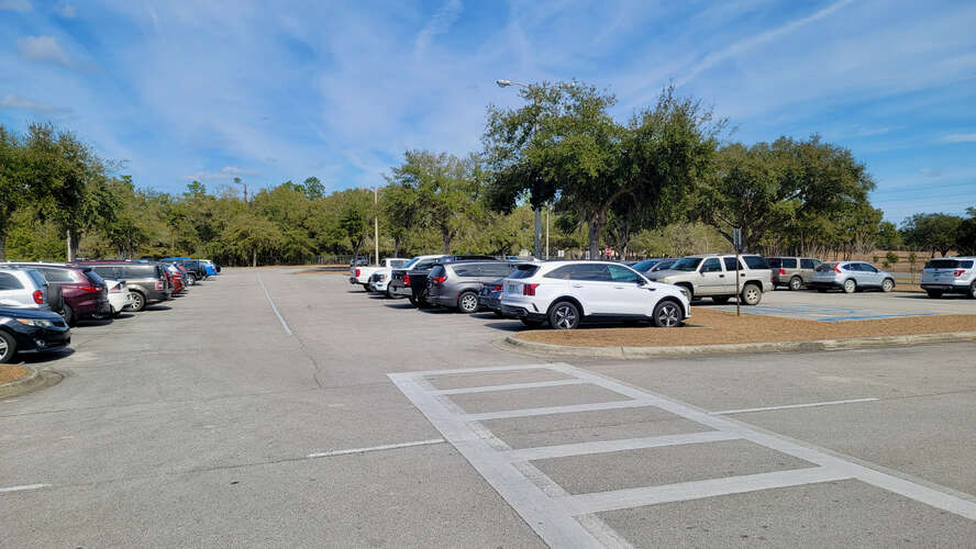 Rent Parking Lot - Front in Keystone Heights