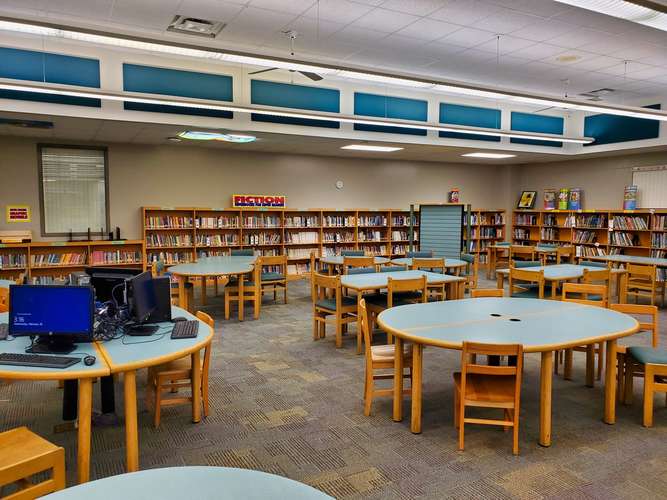 Rent a Library (Small) in Orlando FL 32818