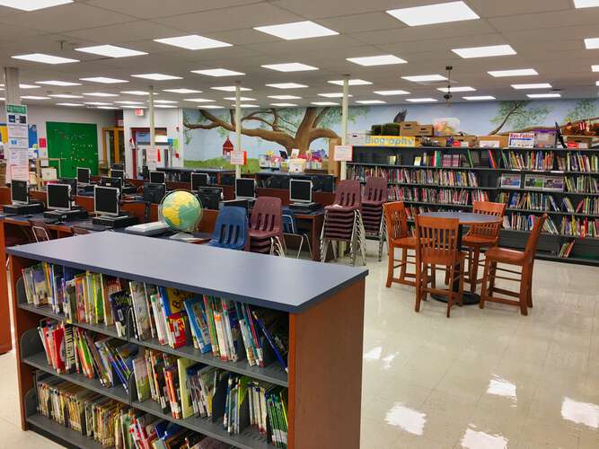 Rent a Library (Small) in Tampa FL 33625