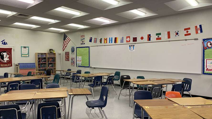 Rent Classroom Standard in Dania