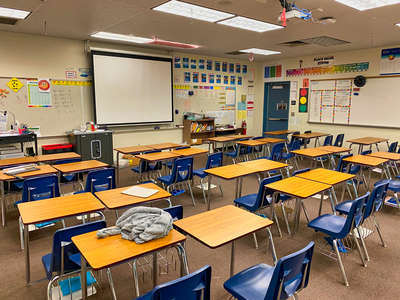 Rent Classroom Standard in San Bernardino